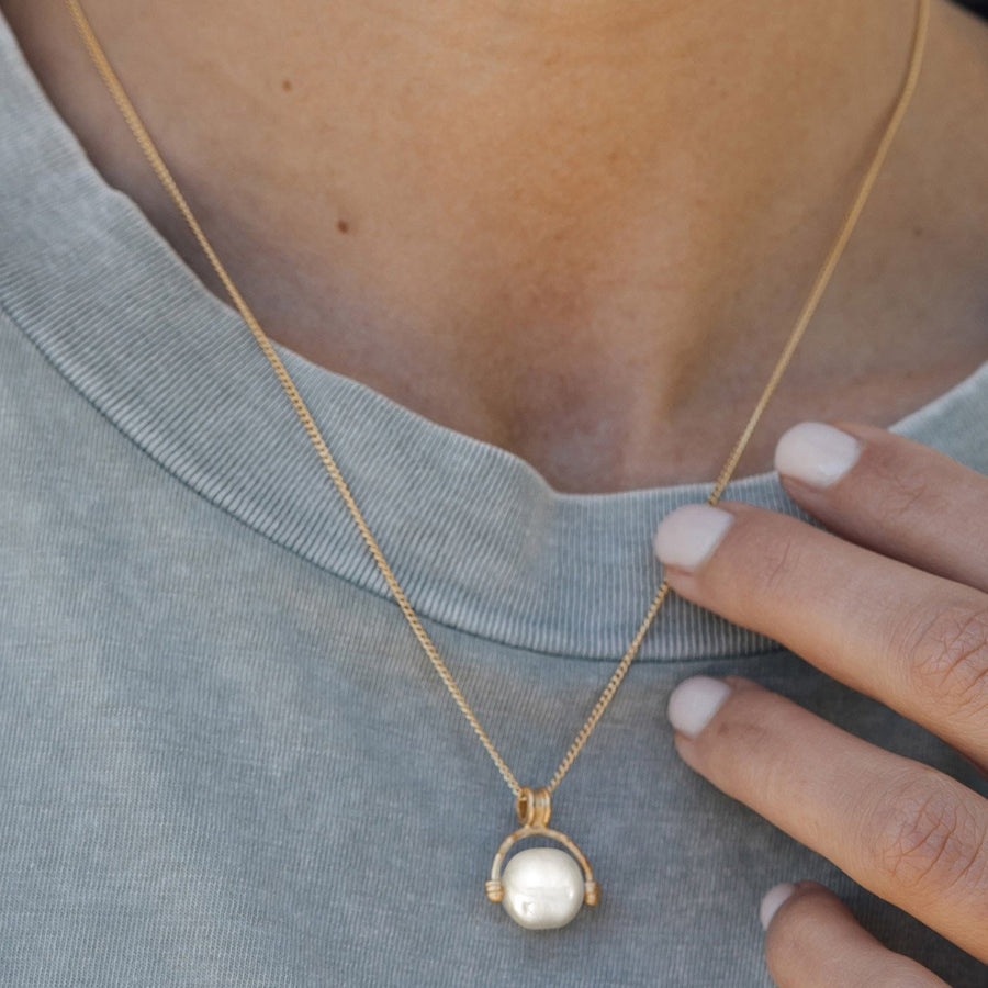 Deep Sea necklace, gold